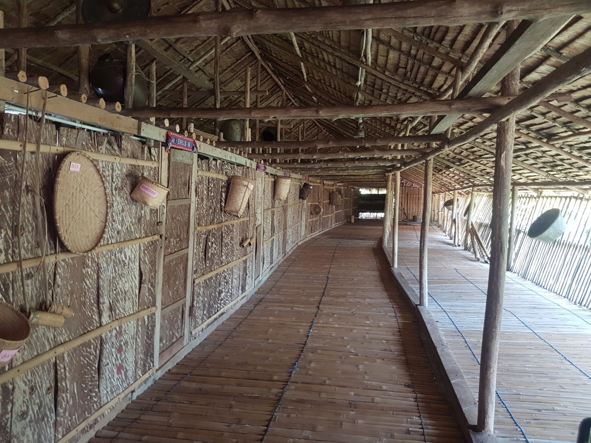 Travelholic: Sabah | Bavanggazo Rungus Longhouse