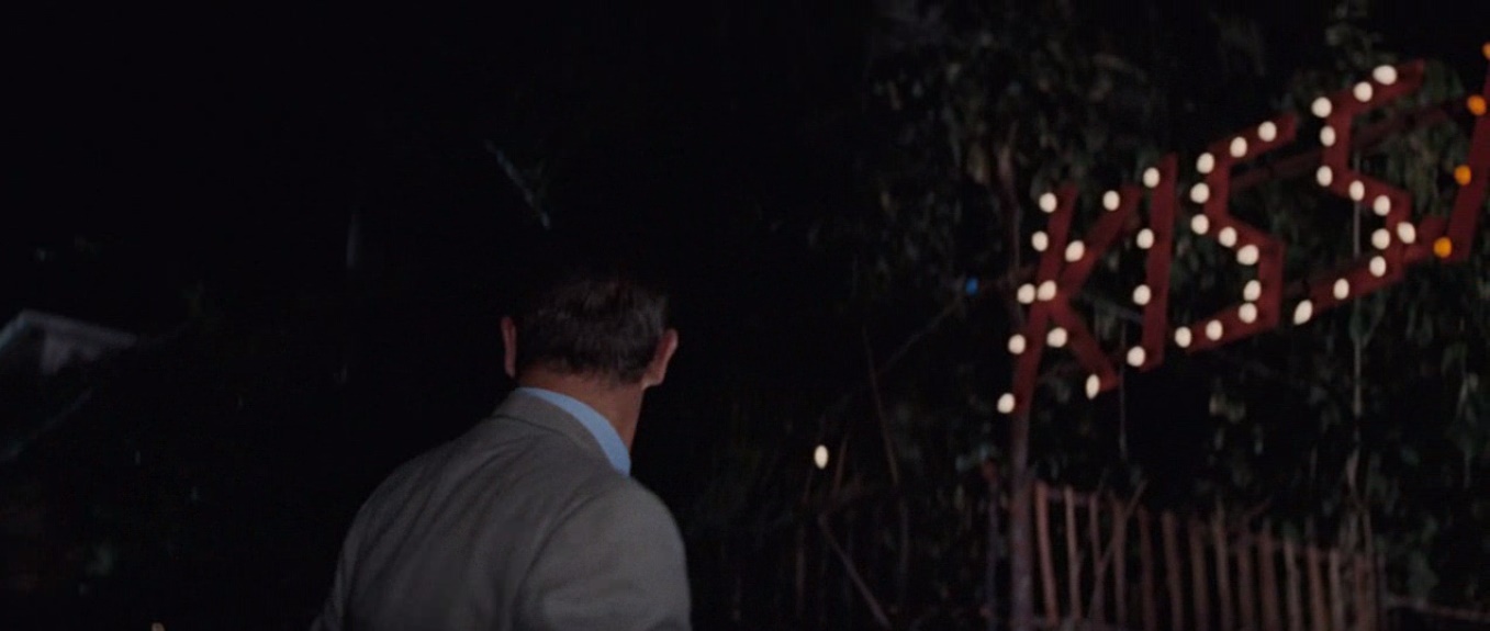 James Bond Locations: Kiss Kiss Club - Nassau, Thunderball