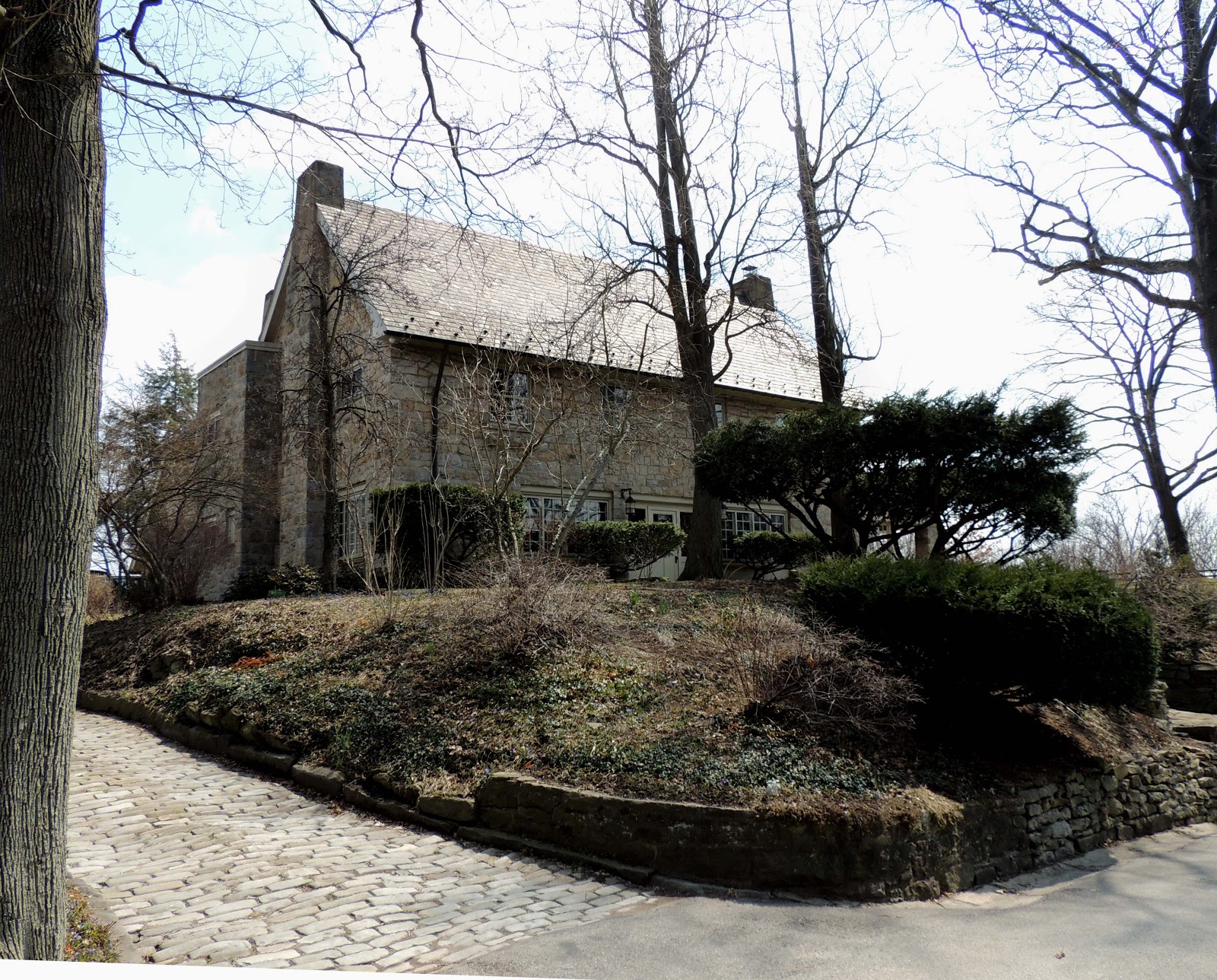 One Girl and One Beagle's Scheibler Treasure Hunt: Rockledge, 579 Briar ...