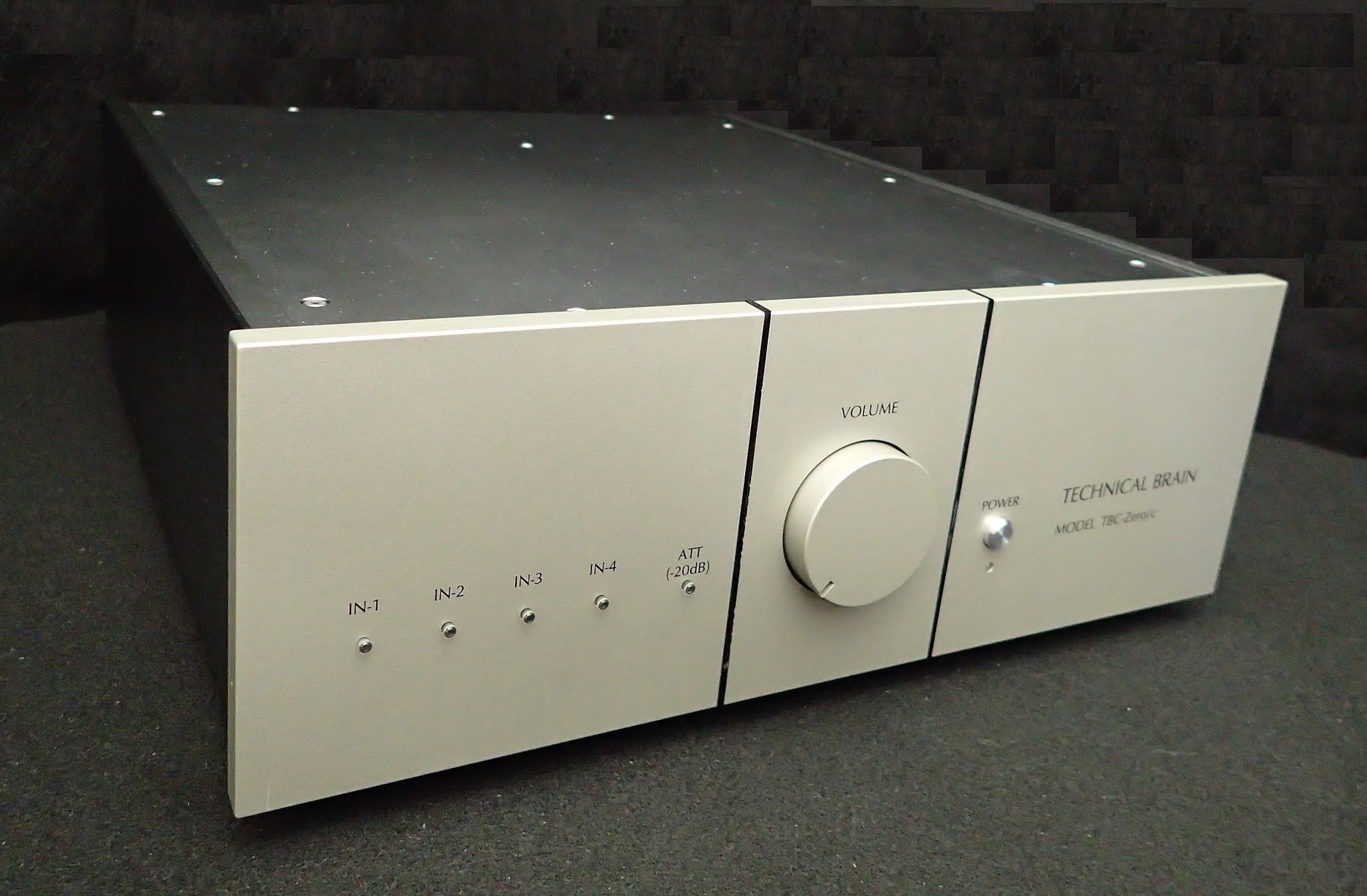 TECHNICAL BRAIN TBC-ZERO/C PREAMPLIFIER – M & S | Ultimate High-Fidelity