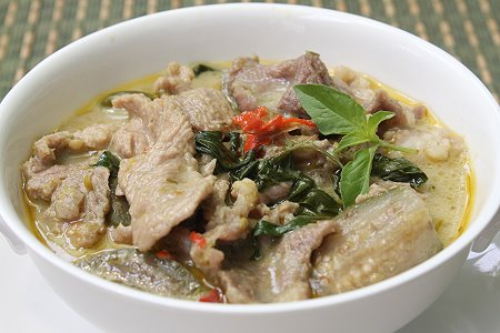 Thai-Cuisine-Recipe: Spicy Triple Flavor Fish (Pla sam rod - ปลาสามรส)