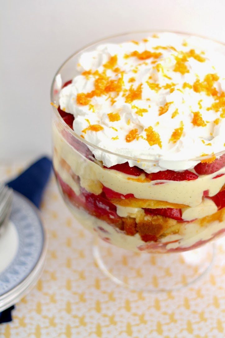 Chocolate & Chillies: Layered Strawberry Rhubarb Trifle {CLBN}