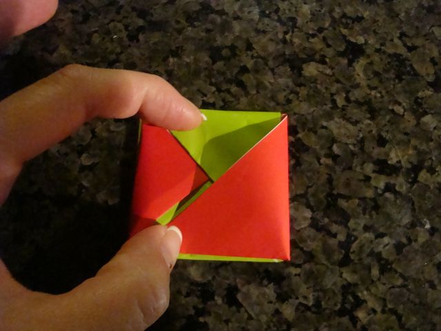 Little Seouls Blog: How to Make Your Own Ddakji 딱지접기