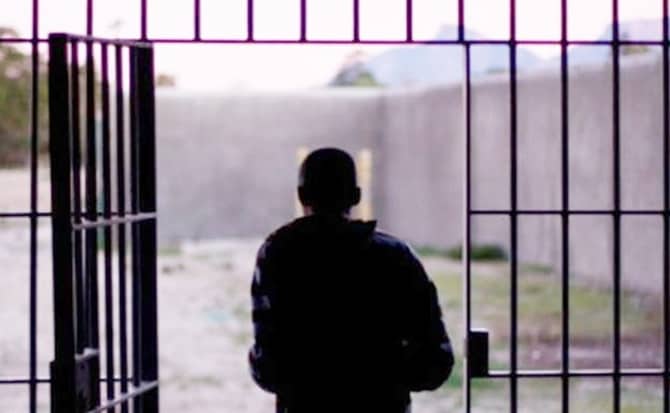 Liberan a 29 presos de penal de Ecatepec para evitar contagios de Covid ... Liberan a 29 presos de penal de Ecatepec para evitar contagios de Covid ...