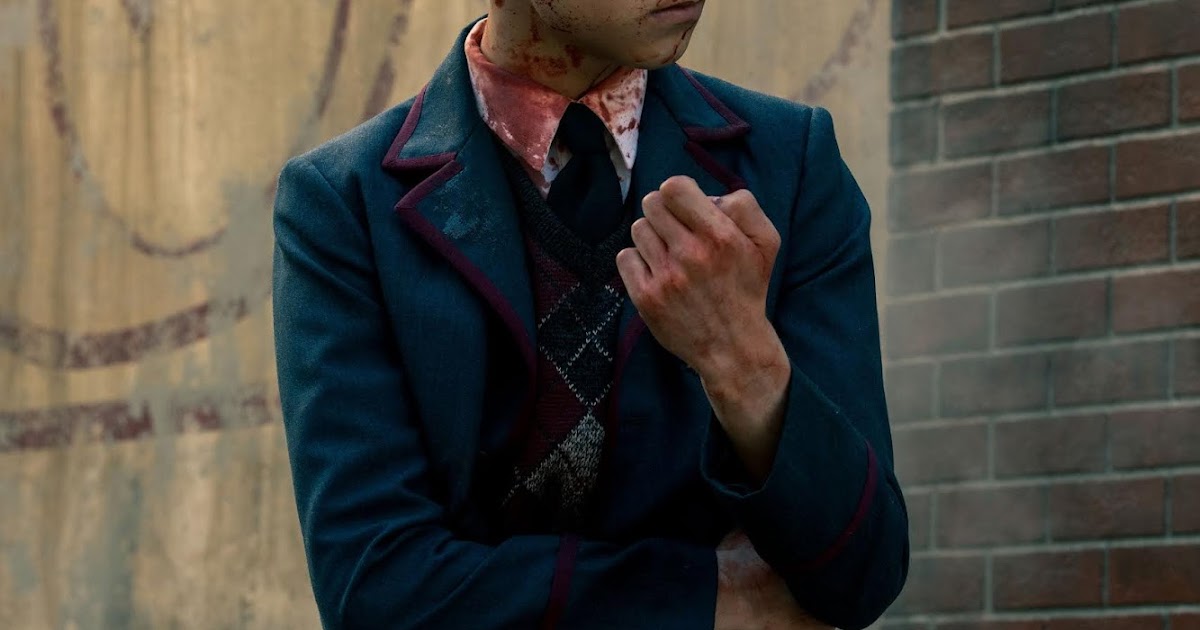 Doux Reviews: The Umbrella Academy: Öga for Öga