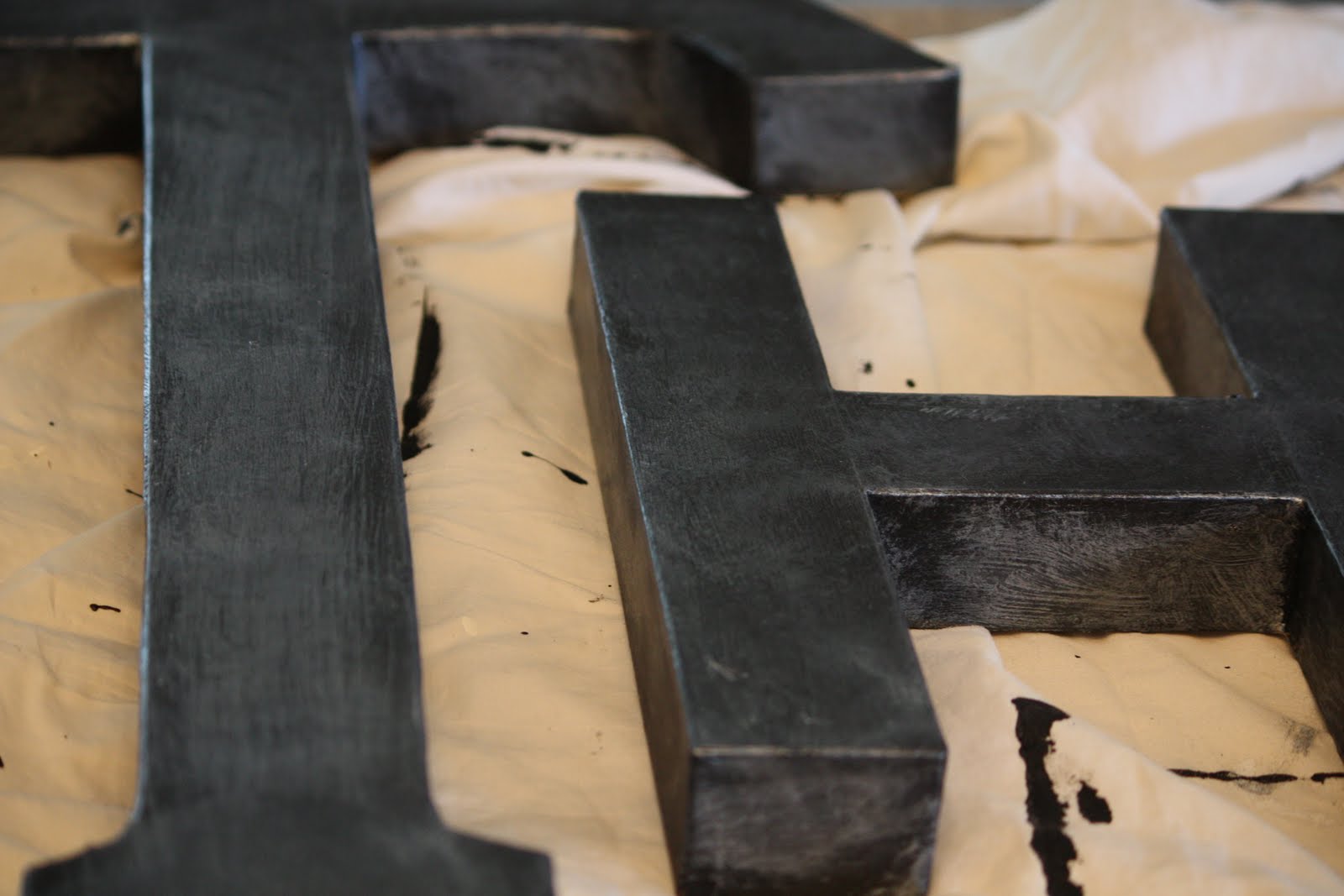 Dwelling Room Interiors: Aged Metal Letters Tutorial