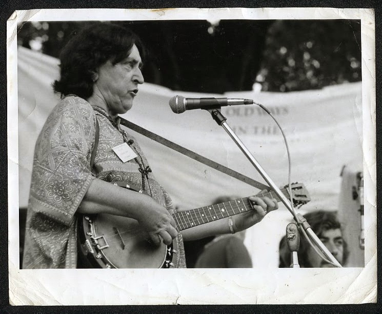 Fil's Songs and Stories: Songbirds: Margaret Barry