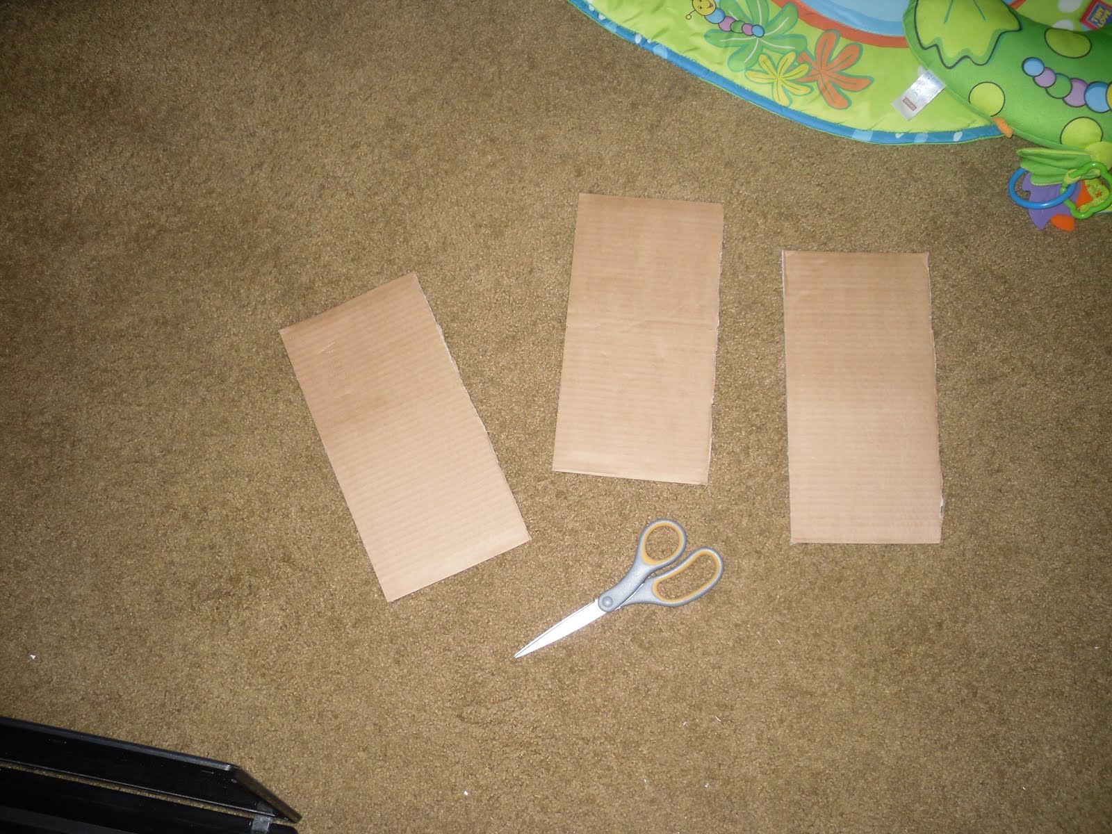 There Once Was a Diva Named Brittany: DIY Decorative Letter Panels