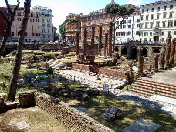 Celluloid Diaries: Rome day 2: Trevi Fountain, Pantheon, Torre ...