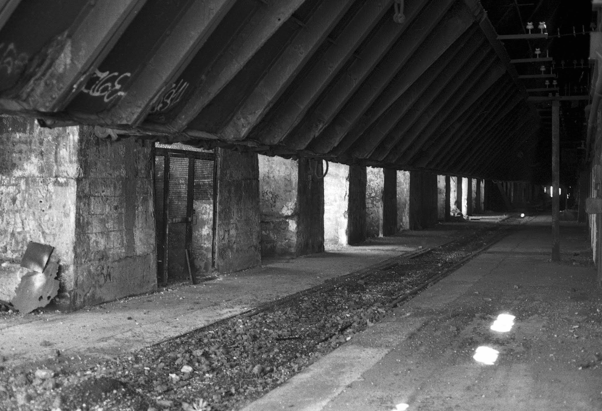 Random Camera Blog: Nikon FE10 - Hands On Review