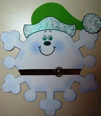 MODELE de FULGI de Colorat / Decupat pentru ornat clasa :: Fise de ...