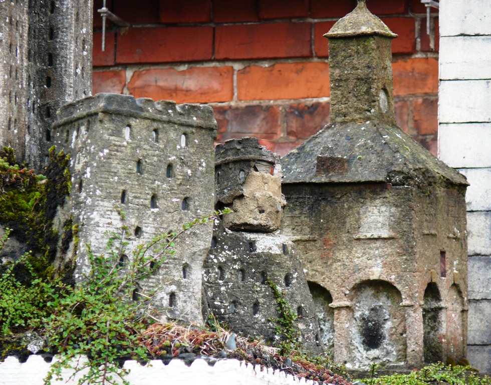 Bob's Home For Writing: Yarm Castle