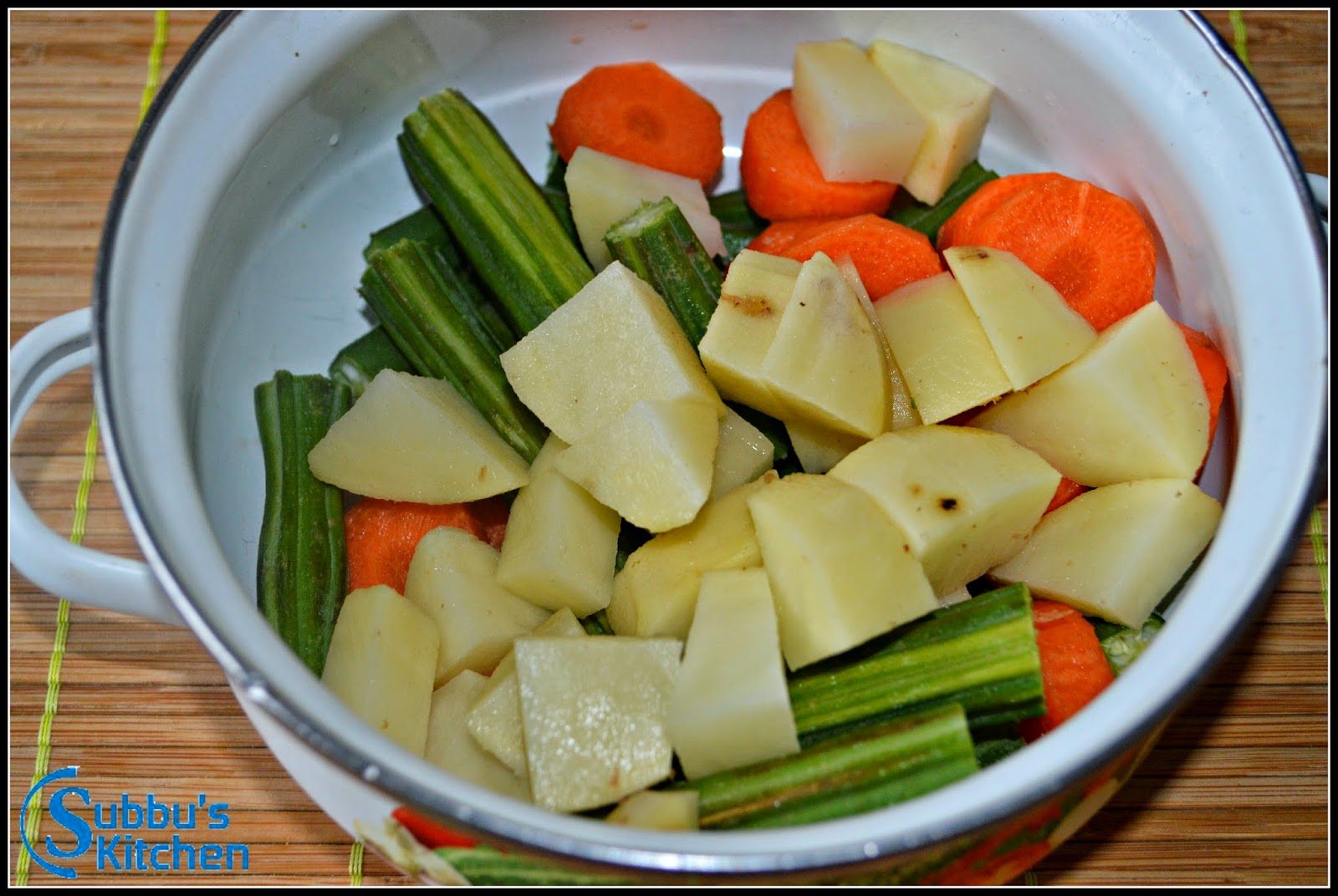 Arachuvitta Sambar | Sambar with Fresh Ground Masala - Subbus Kitchen