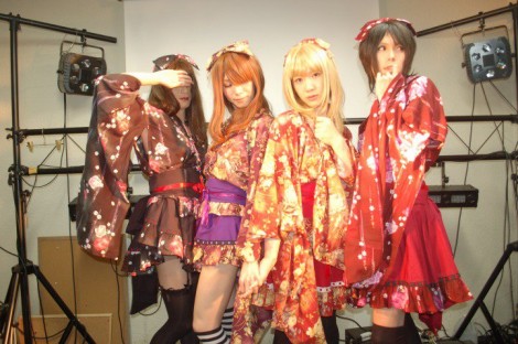 Crossdressing Maid Cafe