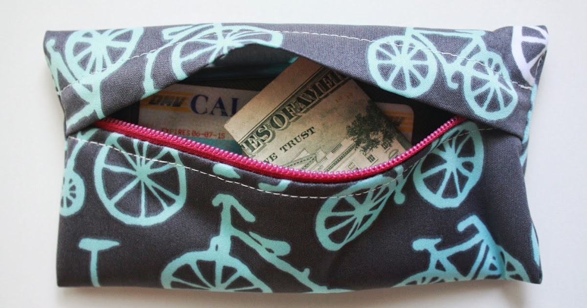 Nicole at Home: Tutorial: Water-resistant phone pouch