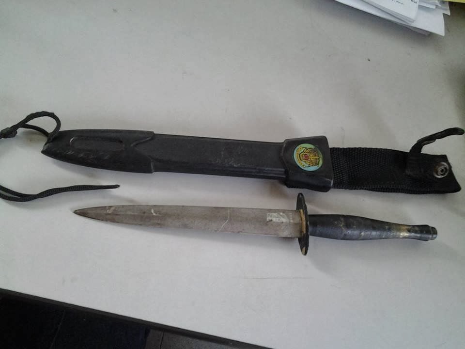 SELANGKAH KE ALAM MISTIK: PISAU RAMBO GERAK KHAS