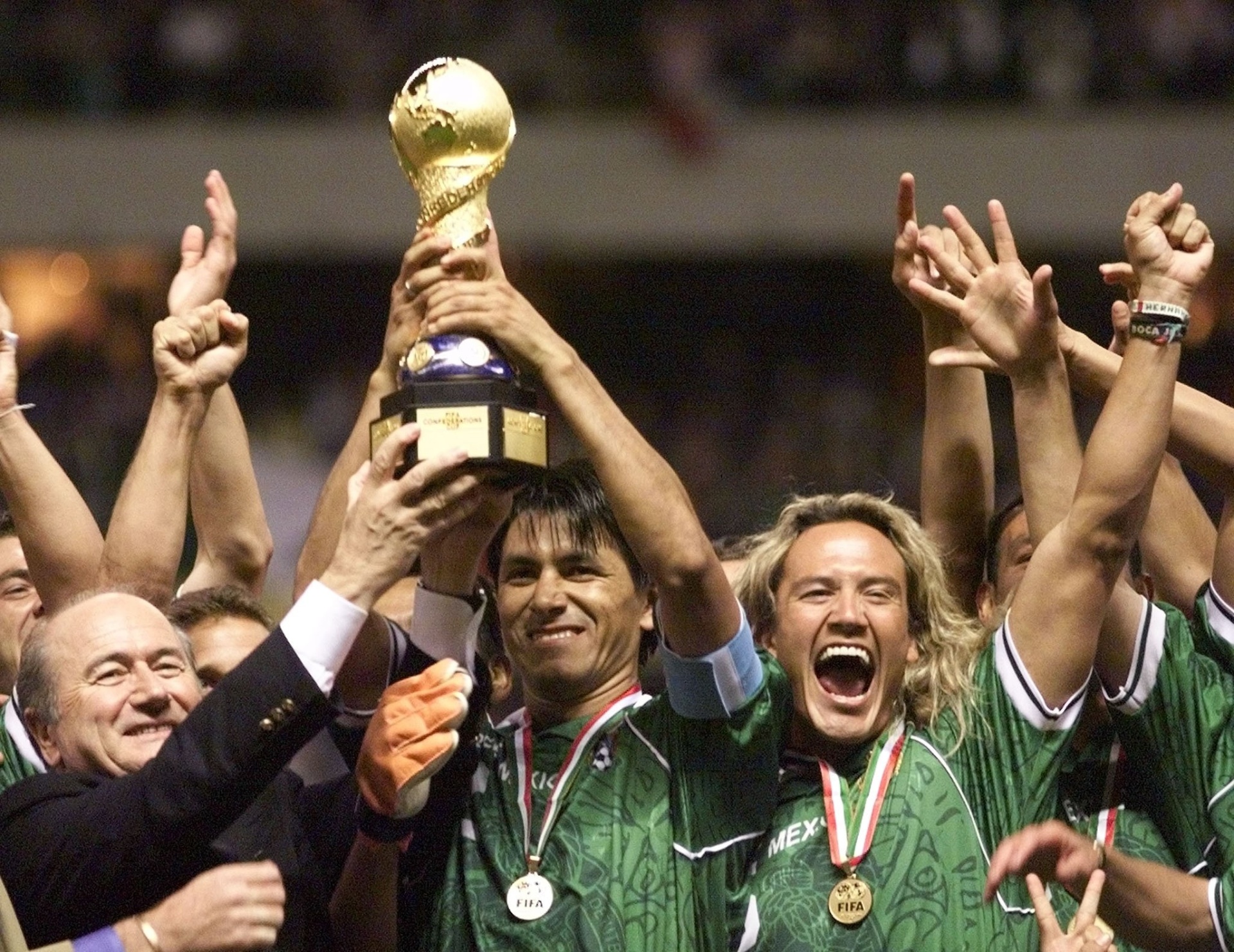 Troféus do Futebol: Copa das Confederações - FIFA Confederations Cup