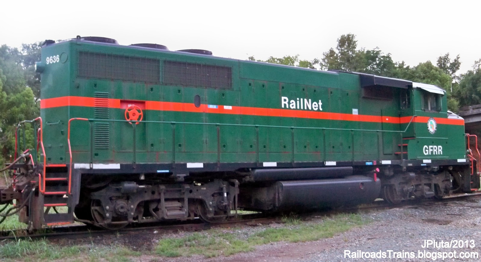 RAILROAD Freight Train Locomotive Engine EMD GE Boxcar BNSF,CSX,FEC,Norfolk Southern,UP,CN,CP ...