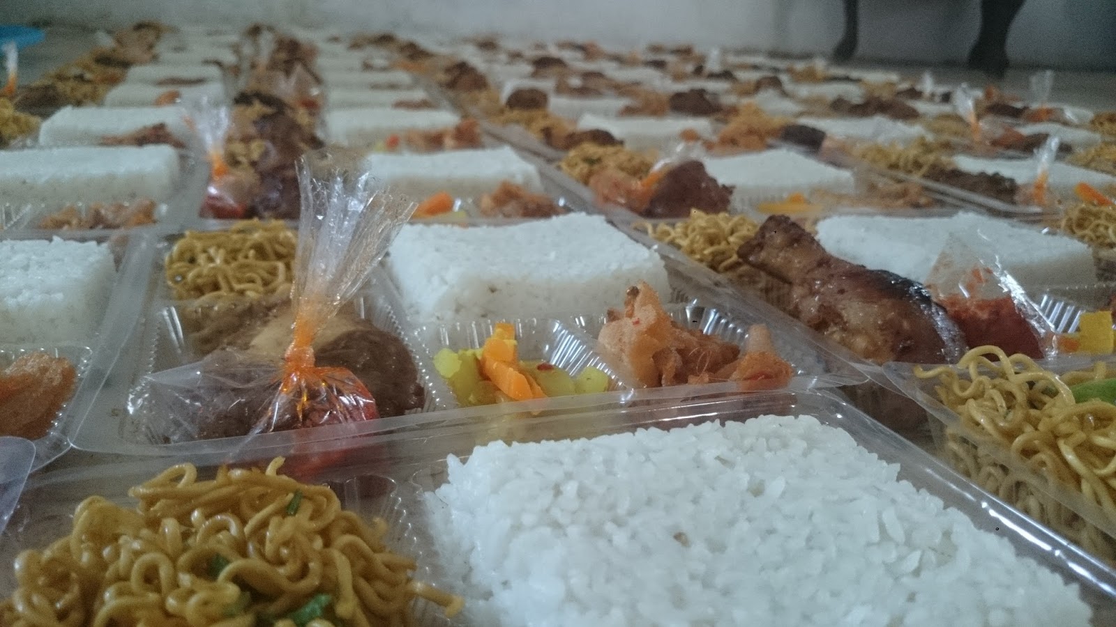 Jajanan Snack Dan Nasi Box Murah Berkualitas Semarang | GO JASA SEMARANG