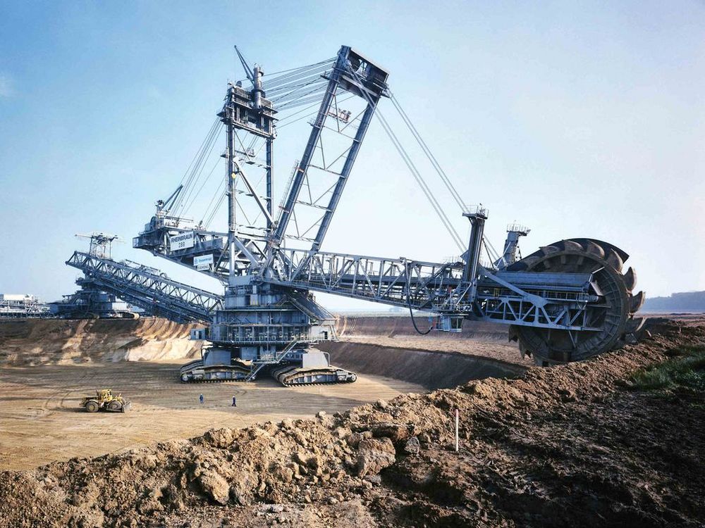The Allure of Gigantic Excavators | Amusing Planet