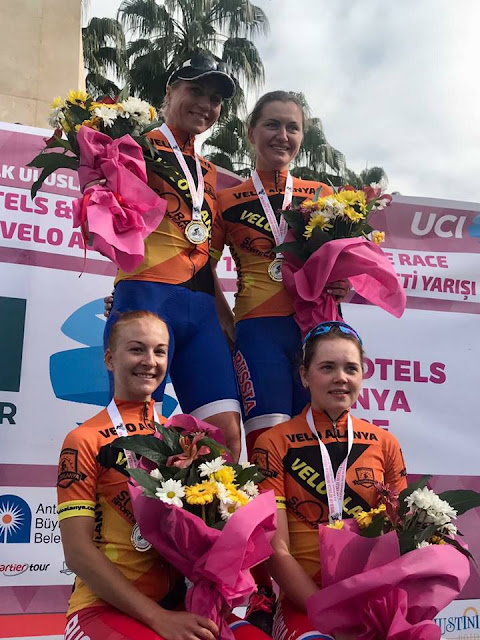 CICLISMO TOTAL: Olga Zabelinskaya y el Cogeas Mettler Pro Cycling Team ...