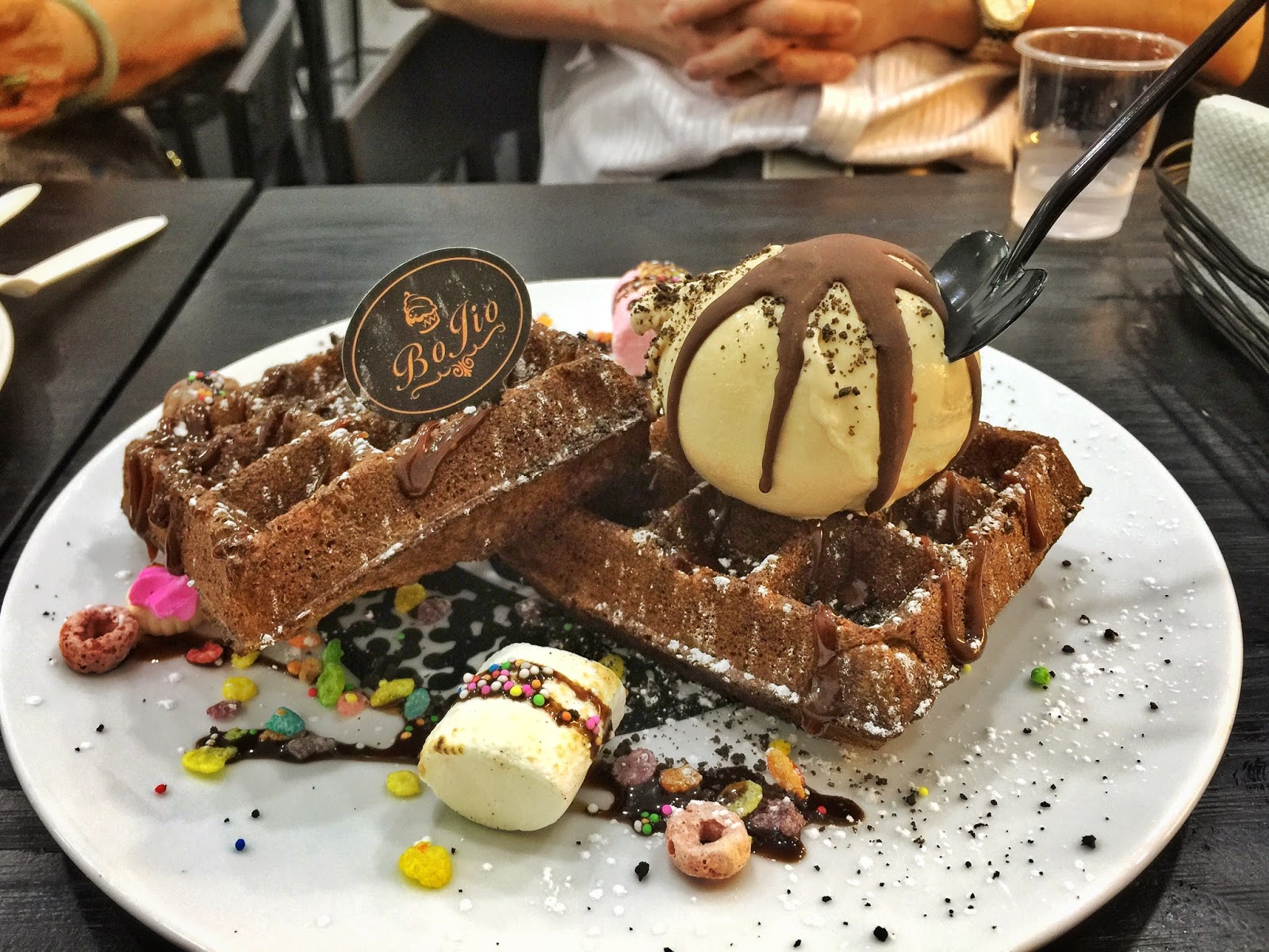 Bojio Cafe - Chik's Crib