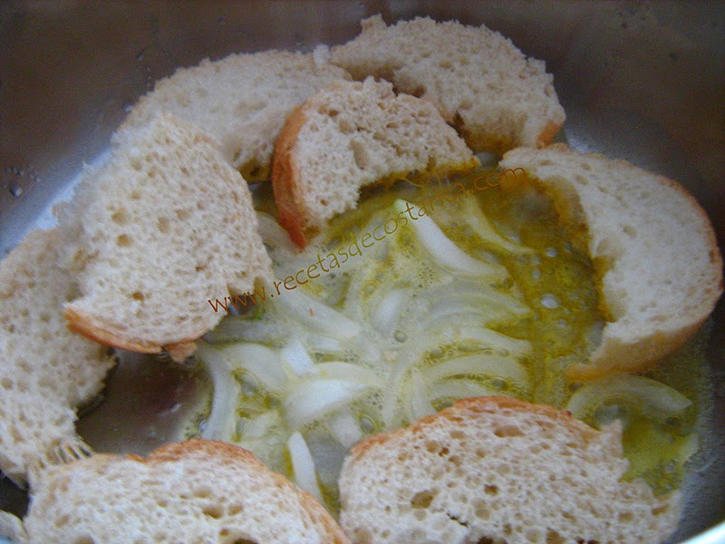 Cocina Costarricense: sopa de pan