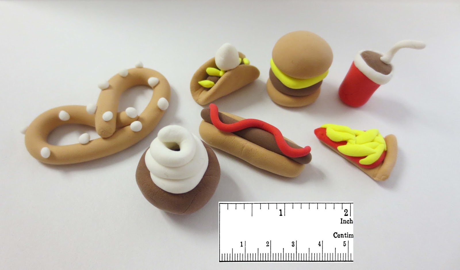 Hey, That's My Art Teacher: Tiny Model Magic Foods