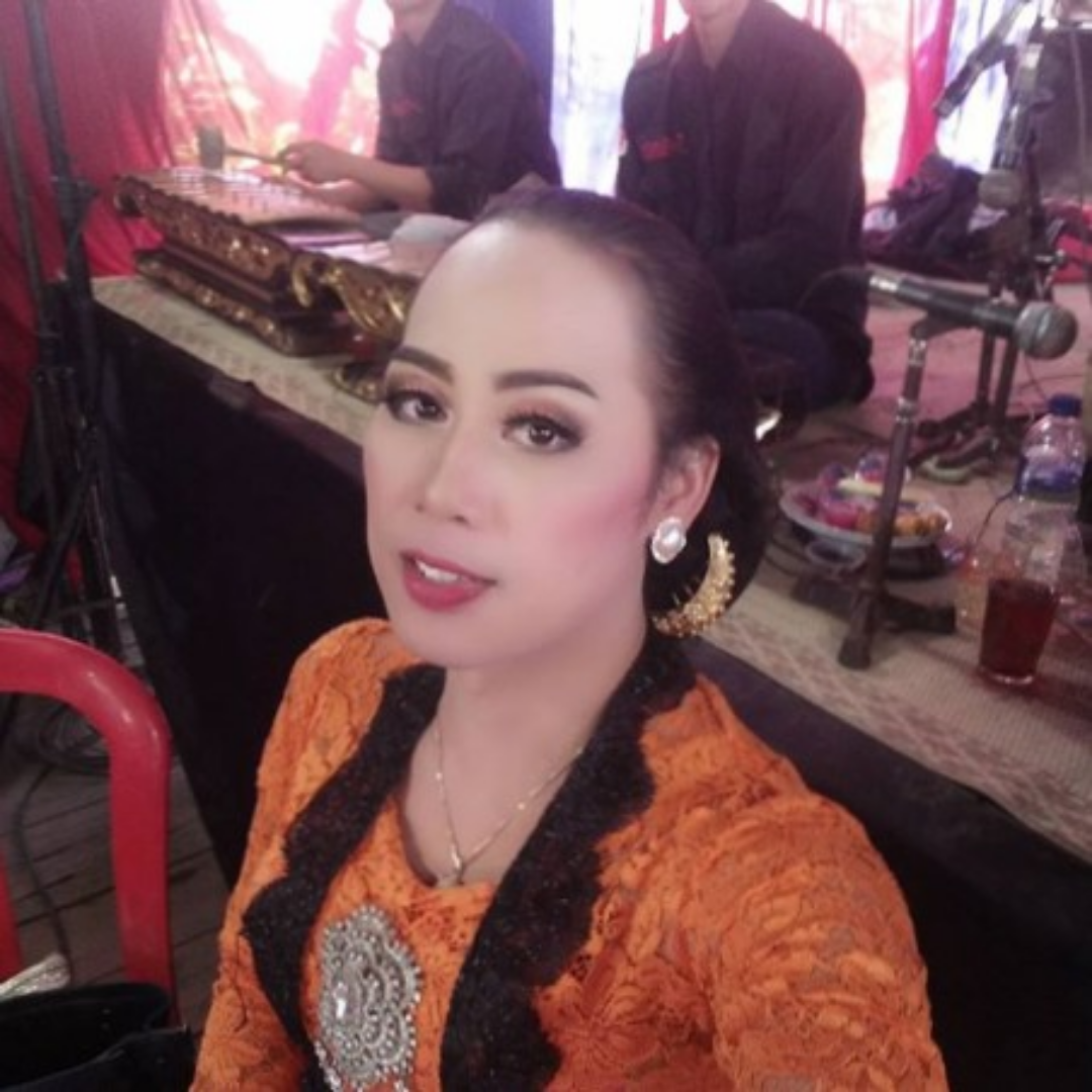 Wajah Asli dan Biodata Mimin Onggo Inggi Sukipan - Viral 1212