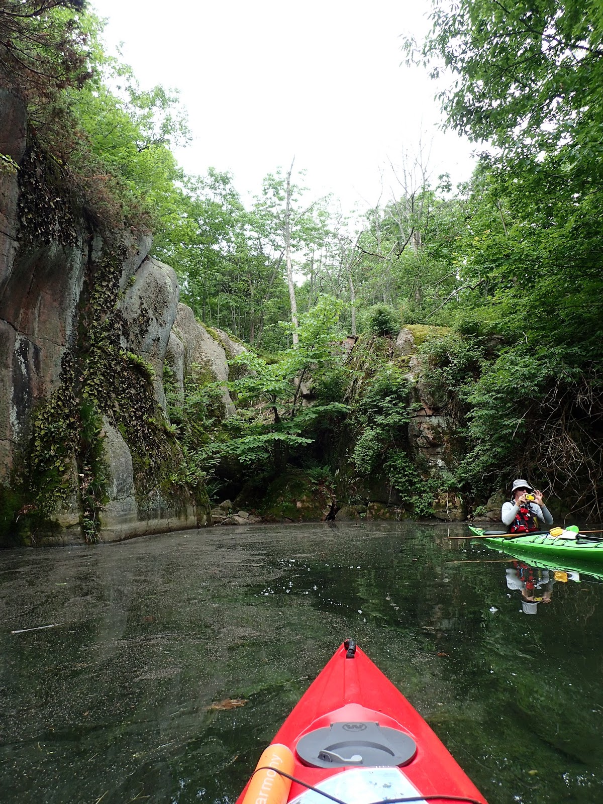 Mechanical Zoo: Calabogie bound: Part 3 Gananoque kayaking