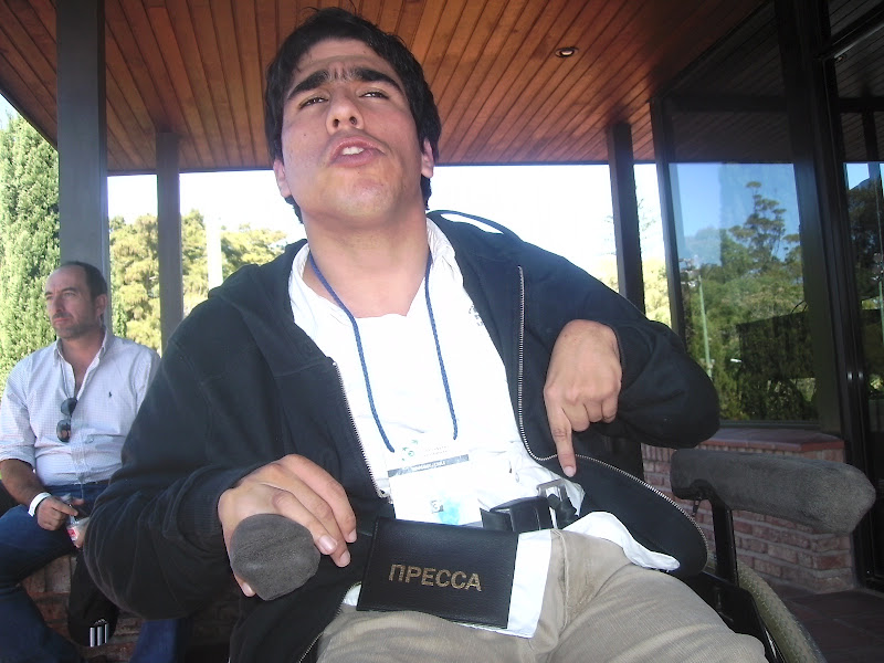 SOTAQUE ESPORTIVO: NICOLÁS FALCÓN: JORNALISTA URUGUAIO COM PARALISIA ...