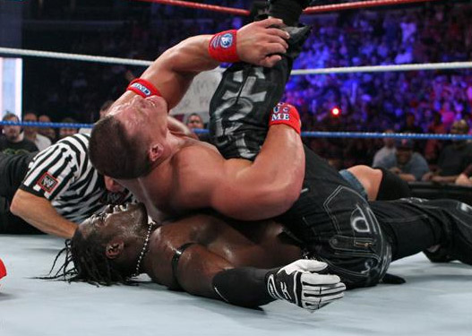 WWE In live!!!!: JOHN CENA vs R-TRUTH