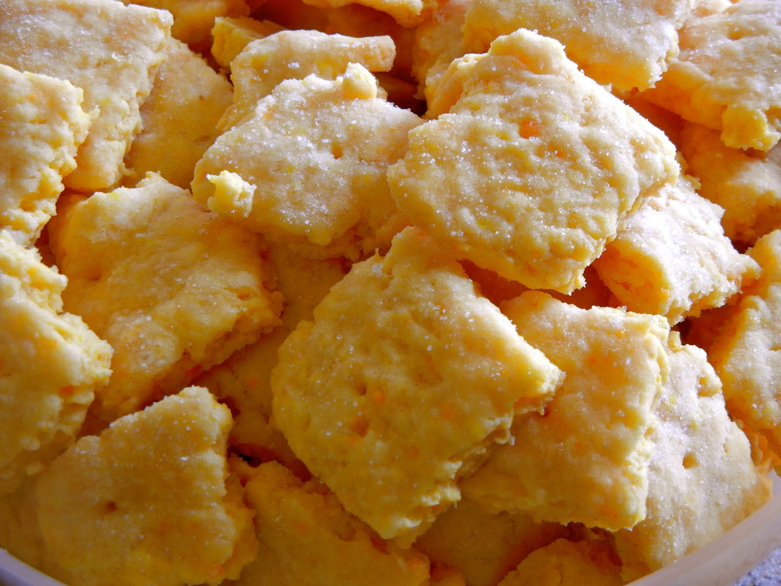 THRIVE-ing Momma: Cheese Crackers