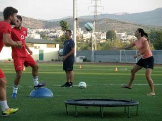 Olympiakos liosion f.c: ΦΩΤΟΓΡΑΦΙΕΣ ΚΑΙ ΒΙΝΤΕΟ ΑΠΟ ΤΗΝ ΠΡΩΙΝΗ ΠΡΟΠΟΝΗΣΗ ...