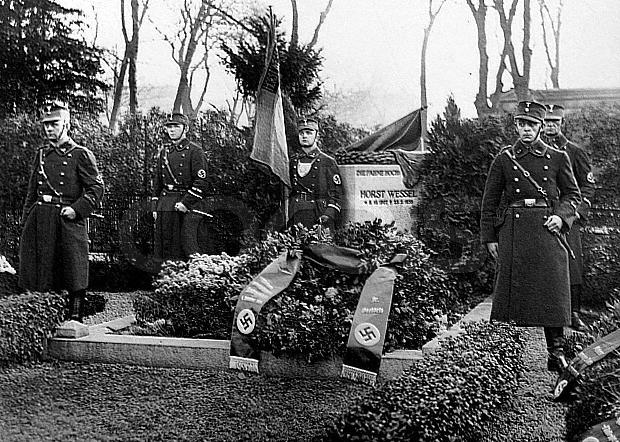 Phoenix Hispania: HORST WESSEL, VIDA Y MUERTE HEROICA.