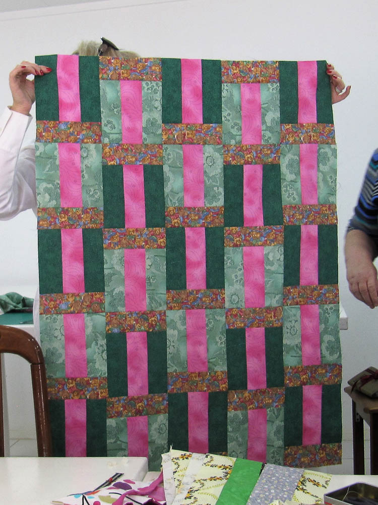 Confessions of a Fabric Addict: Hands 2 Help - Charity Quilt Days in ...