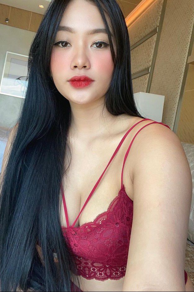 top pinay : Big Boobs Collyn Queaño - Hot and Sexy Beautiful Busty Asian Booty Game Streamer