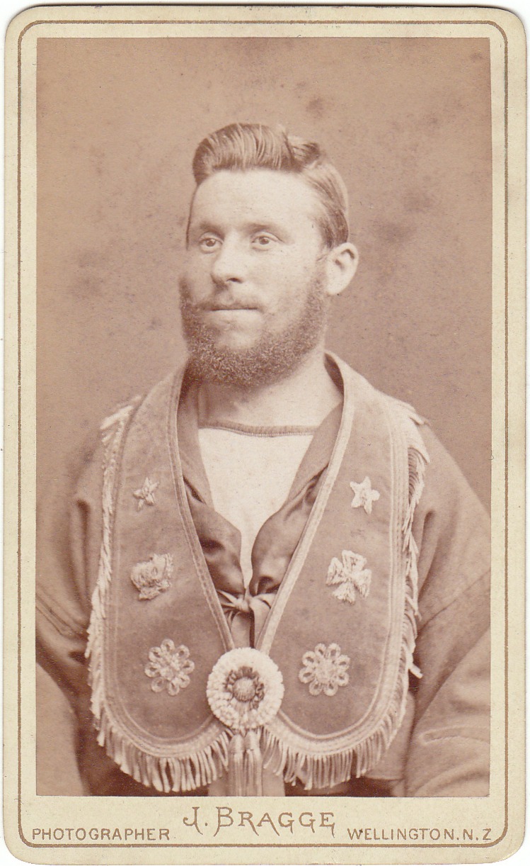 Early New Zealand Photographers: BRAGGE, James