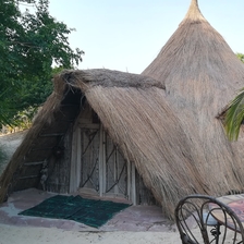 Inginer in Africa: Diembering - Resort cu case traditionale in Senegal ...