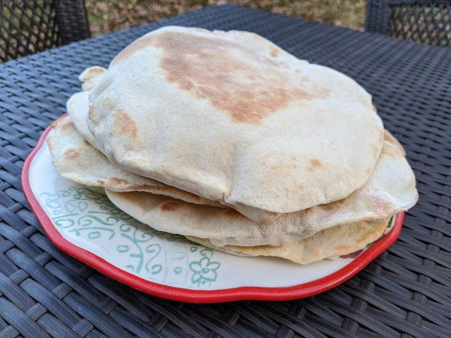 #BakingBloggers ~ Laffa Bread