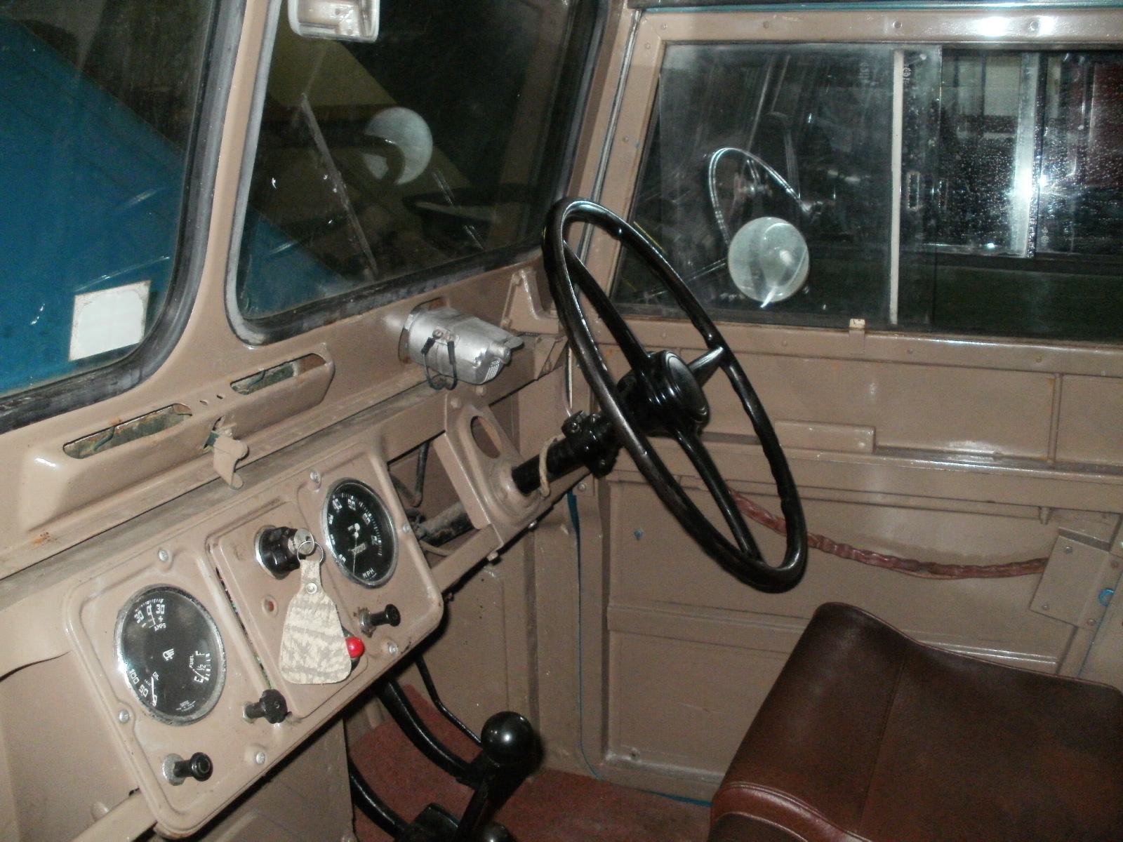 RustyDaytrips.nl: Austin Gipsy "Number one"