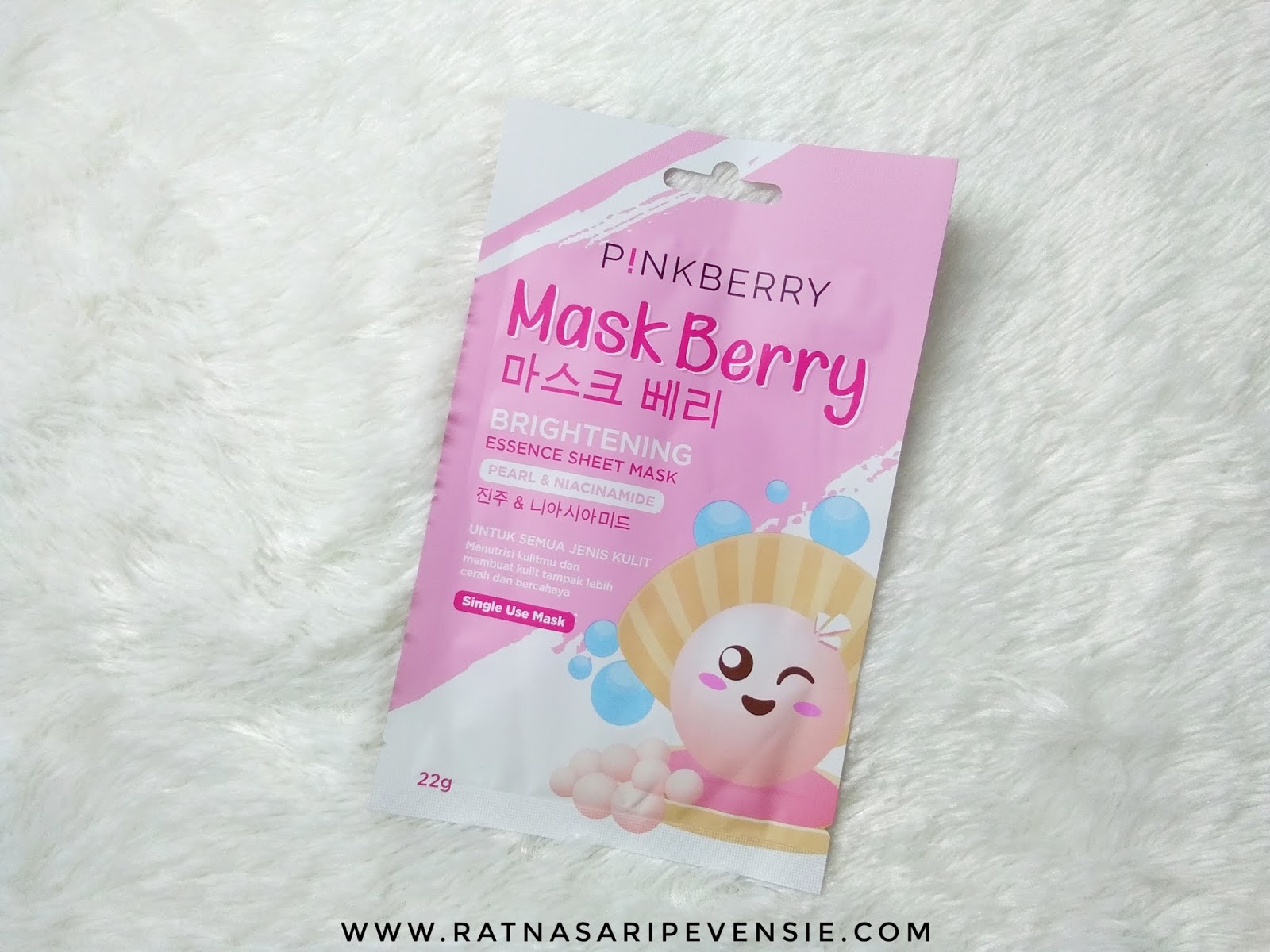 Ratnasari Pevensie's : Review: Pinkberry Mask Berry Essence Sheet Mask