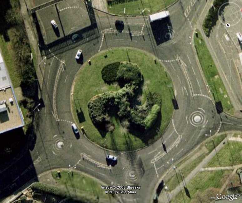 Lucageo: Rotonde terribili inglesi ("magic roundabouts")