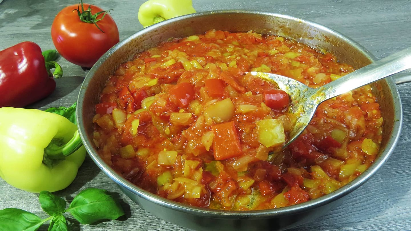 Kako se Pravi Najbolji Sataraš / How to Make Perfect Ratatouille Kako se Pravi Najbolji Sataraš / How to Make Perfect Ratatouille