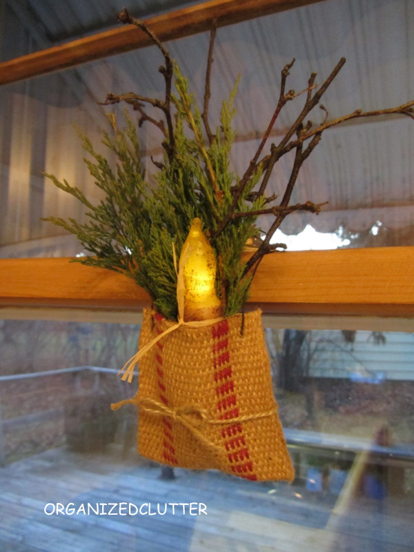 Christmas Crafting with Jute Webbing - Organized Clutter