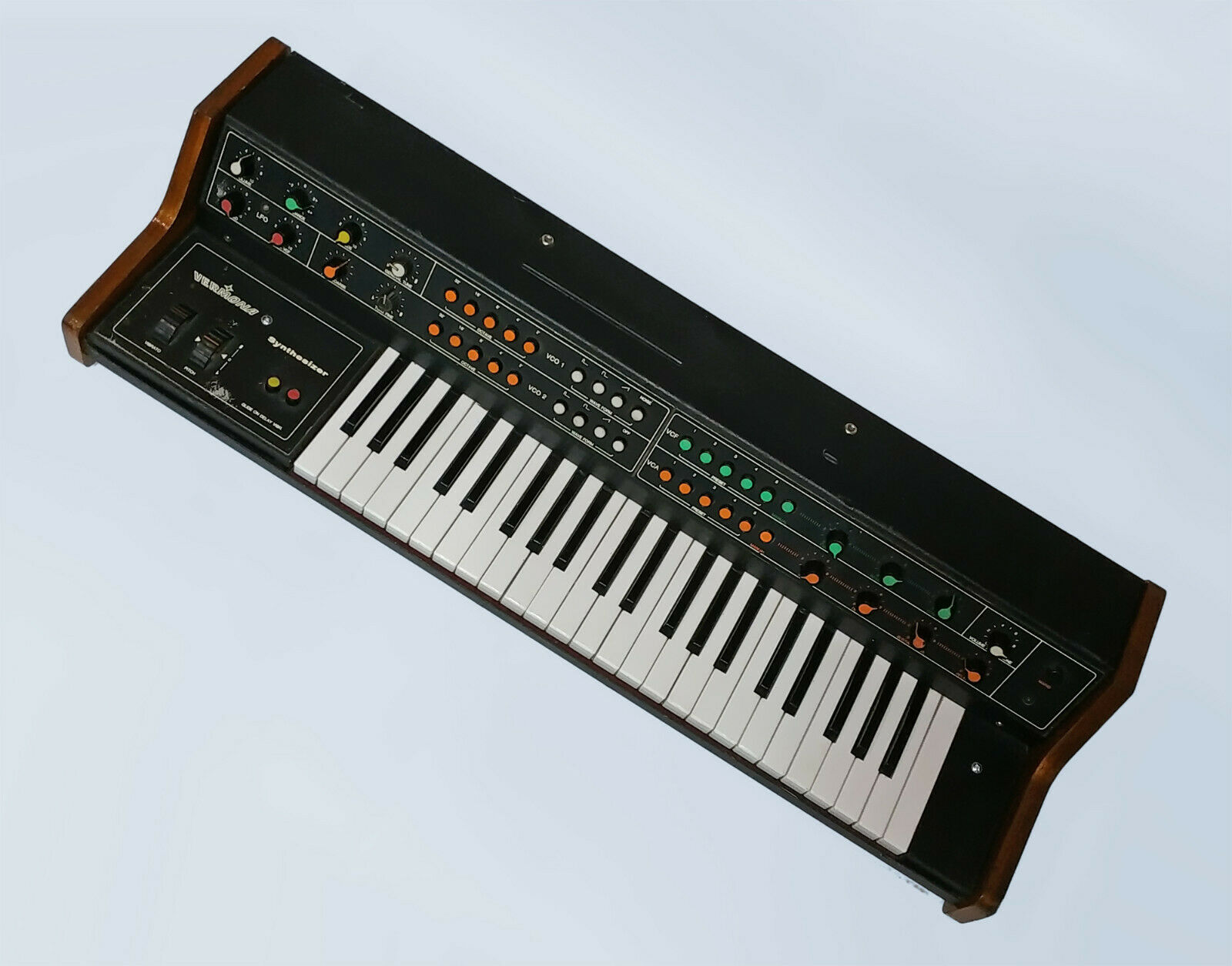 MATRIXSYNTH: VERMONA - VINTAGE SOVIET GDR ANALOG SYNTHESIZER