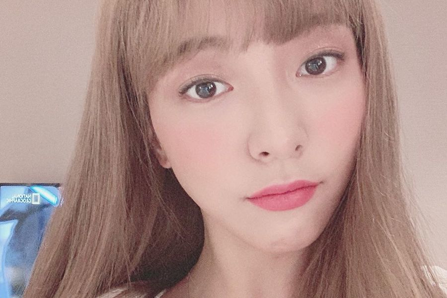 KPop In Brazil Luna Do F x Lan a Twitter Oficial Ap s Assinar Com kpop-in-brazil-luna-do-f-x-lan-a-twitter-oficial-ap-s-assinar-com