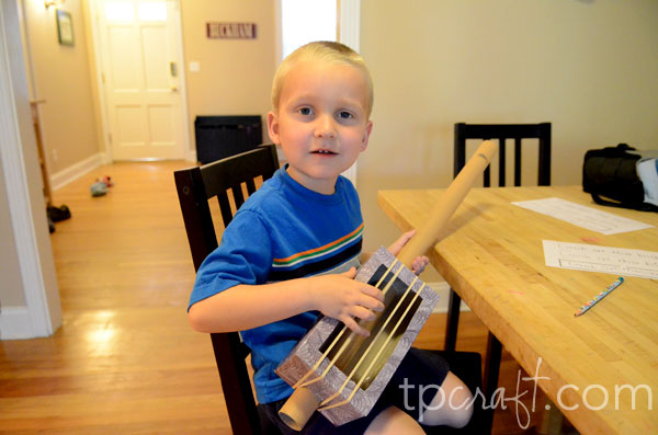 TPcraft.com: Cardboard Tube Guitar