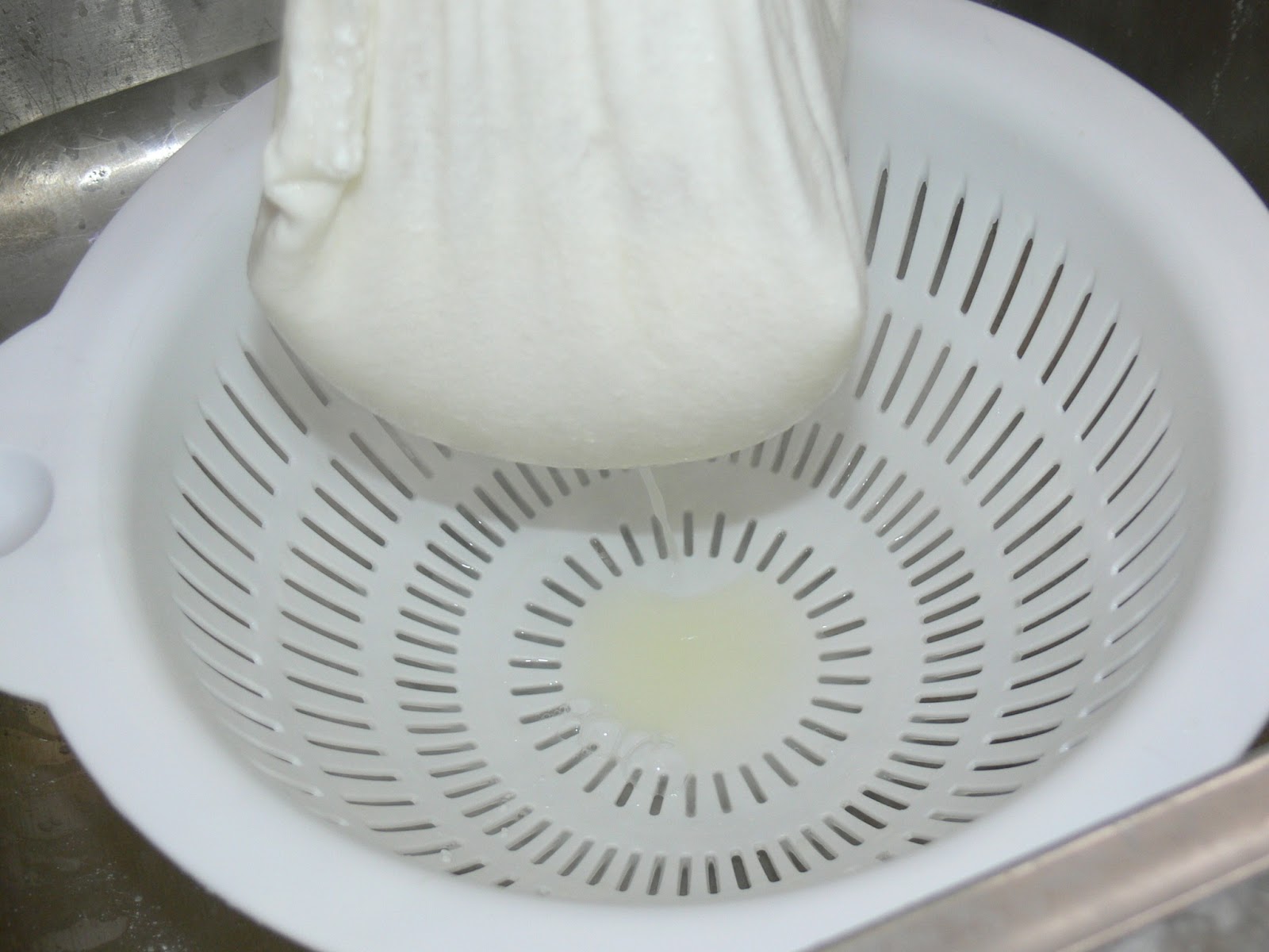 In the Kitchen with Jenny: Homemade Ricotta