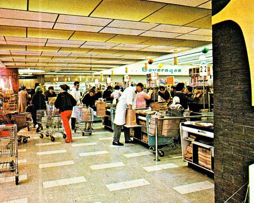 Pleasant Family Shopping: The Dynamic Dominick's